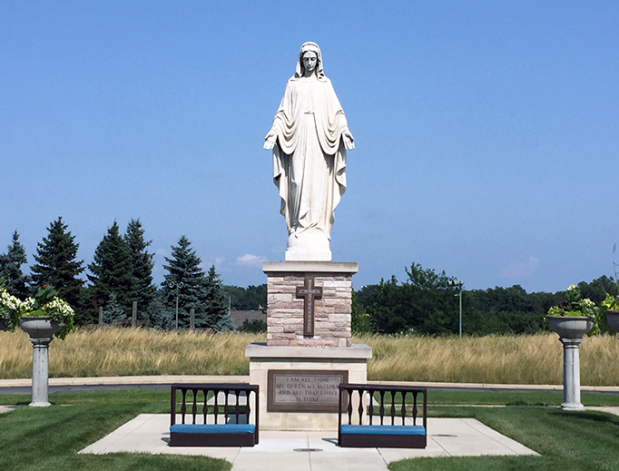 Large Statues Help Spread the Faith, Says Indiana Pastor| National ...