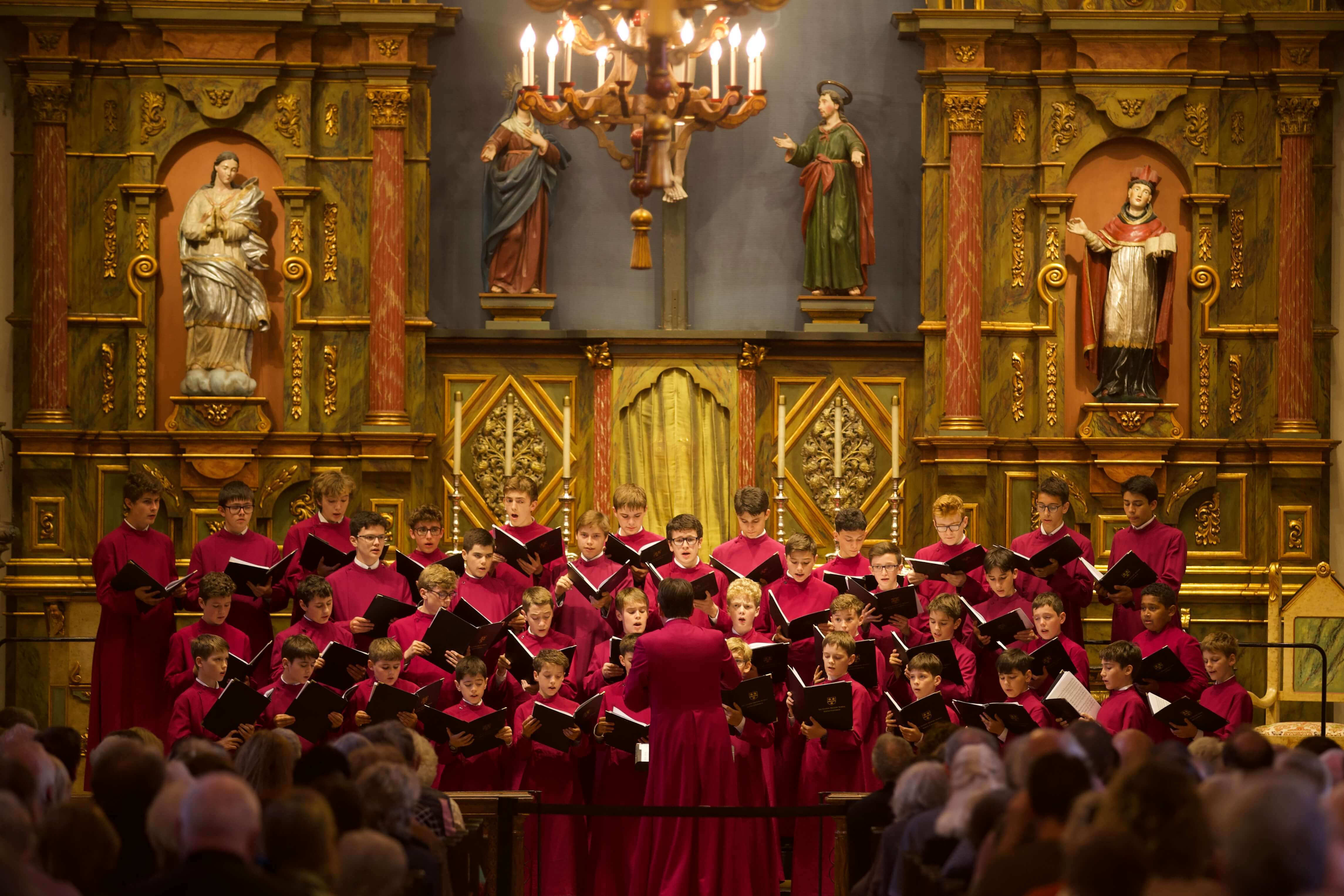 Sacred Music Album Recorded on Eve of COVID Lockdown Storms Christmas ...