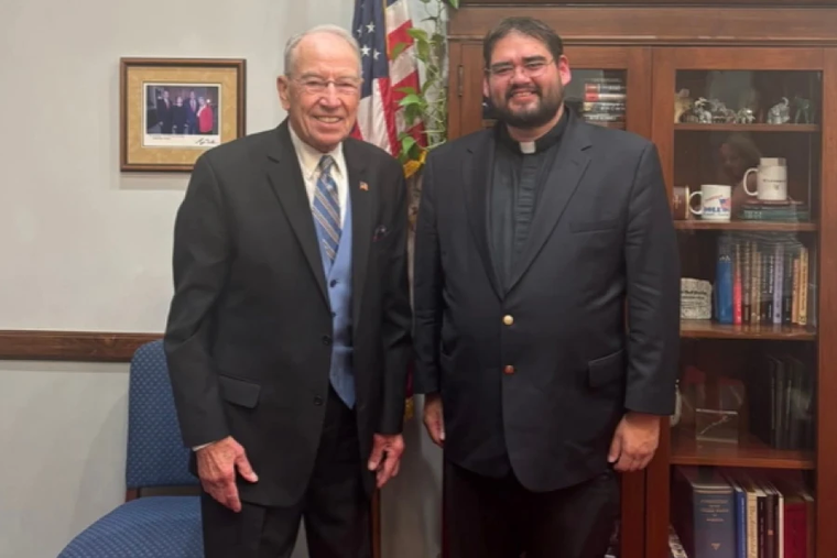 A Beloved Iowa Priest and Immigrant Advocate Dies at 39| National ...