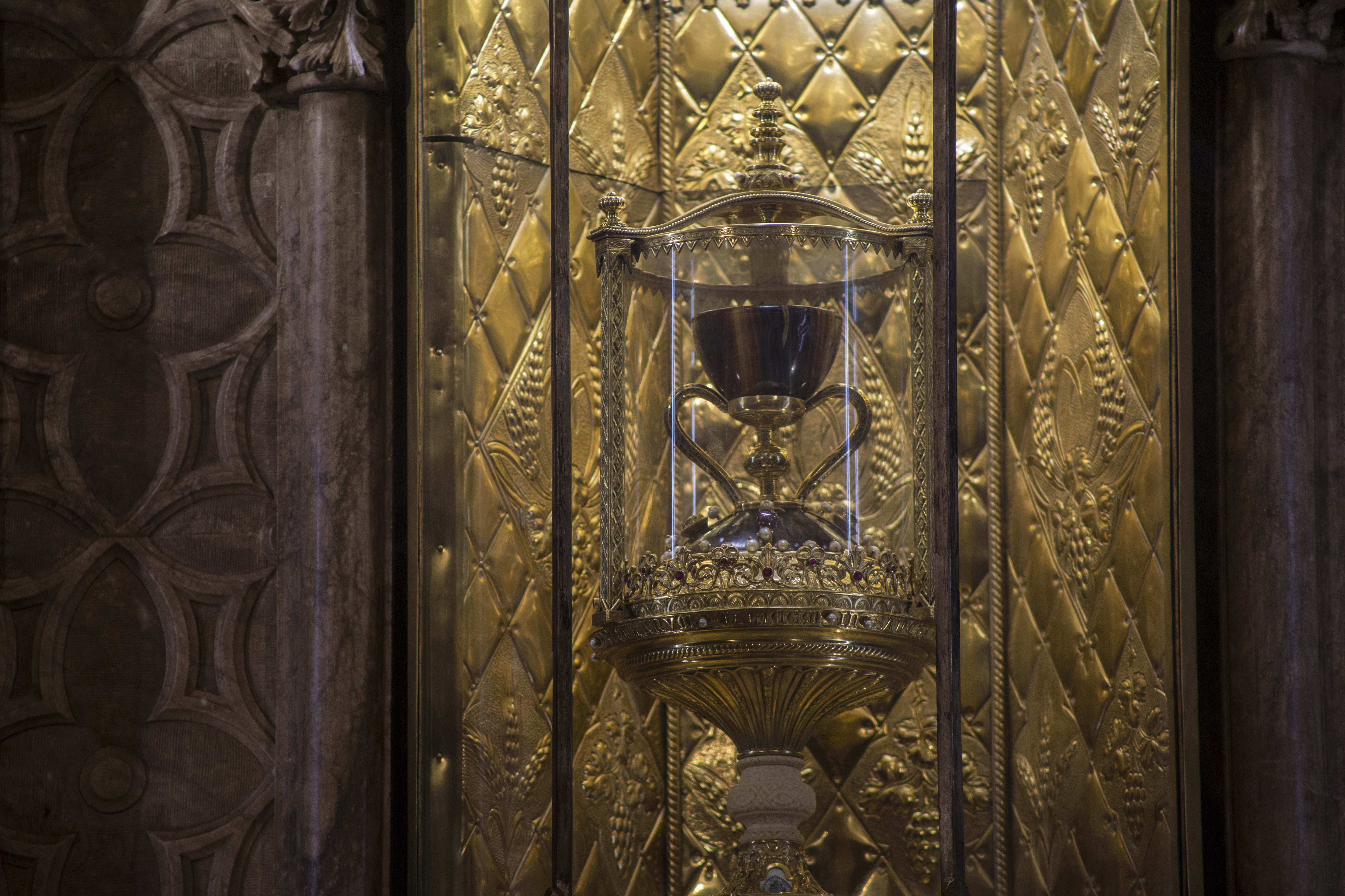 Valencia's Holy Chalice Jubilee: A Call to Eucharistic Encounter ...