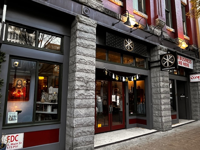 Greenville Bookstore Offers ‘Christ on Main’ Street to Those Thirsting ...