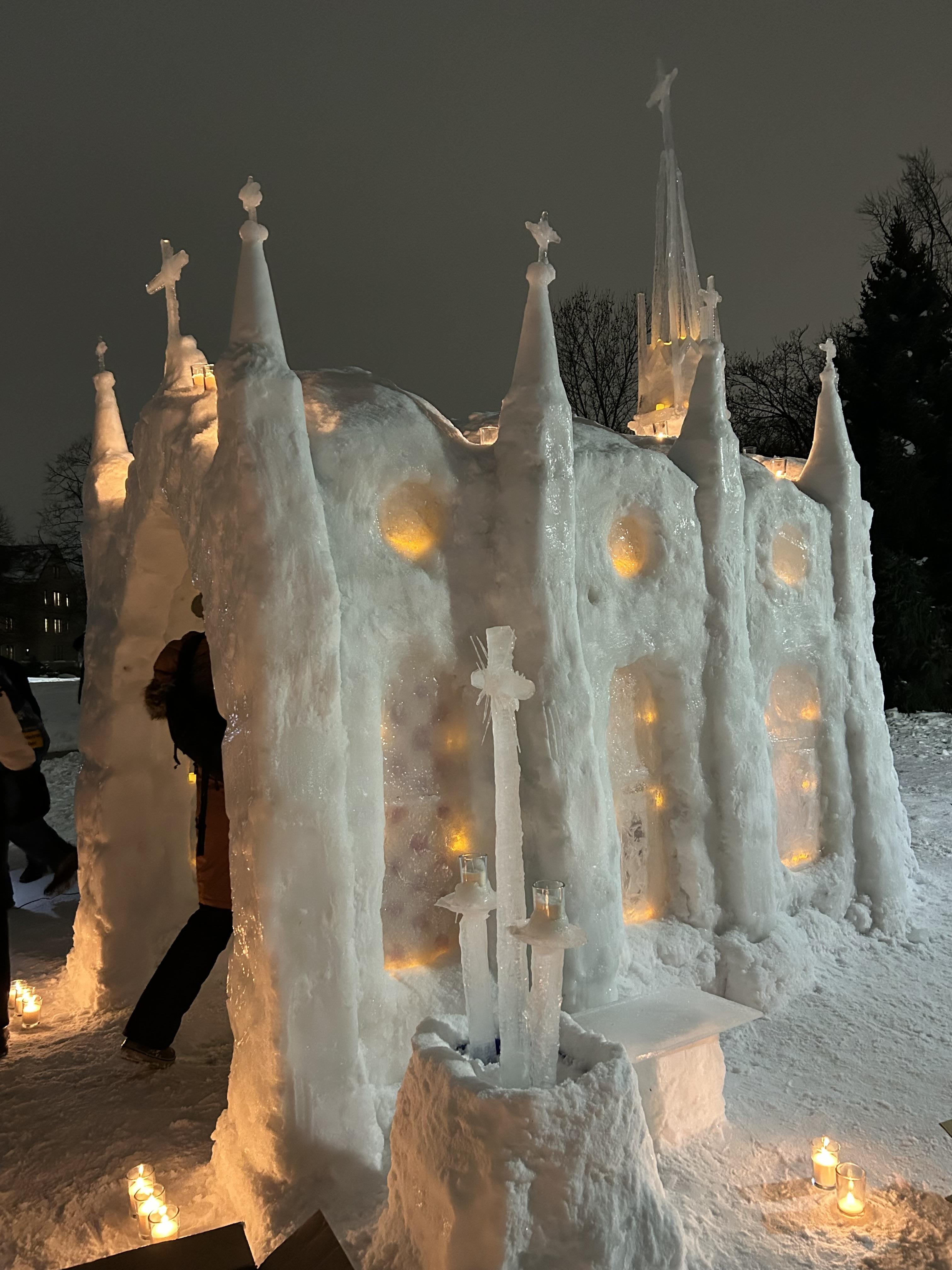 Ice Chapel Mass Draws Thousands at Notre Dame – EWTN Great Britain