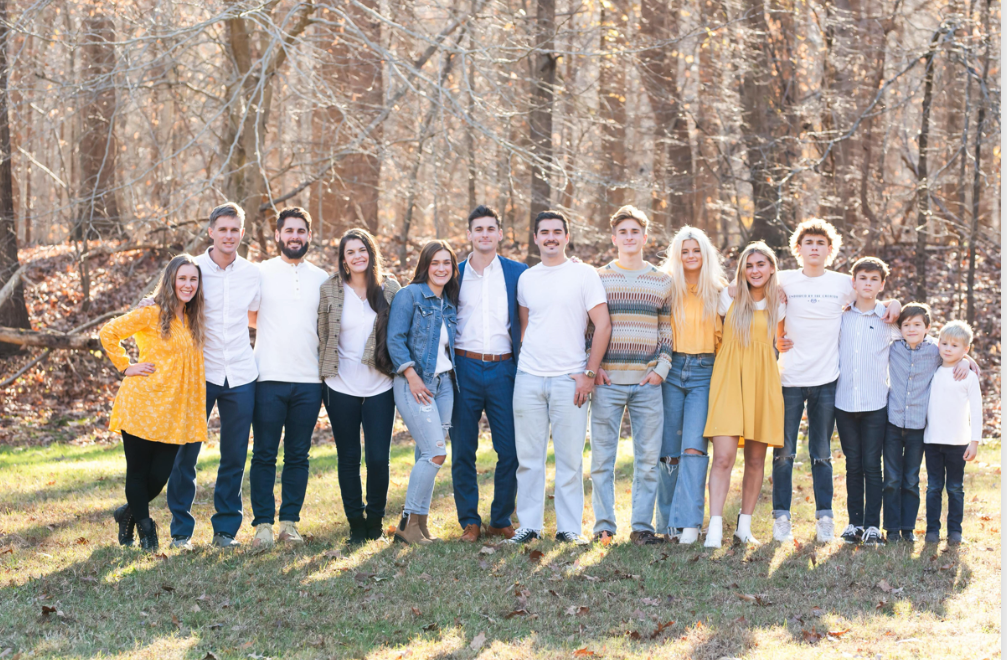 8 Ways a Catholic Family of 16 Lives Debt-Free| National Catholic Register
