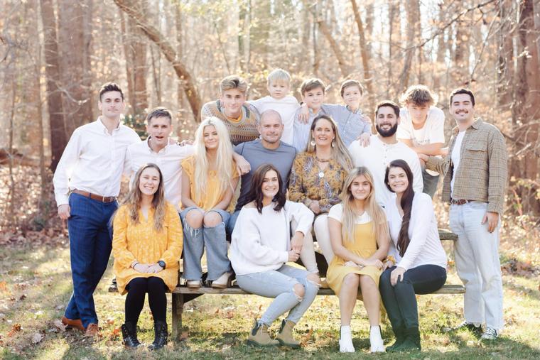 8 Ways a Catholic Family of 16 Lives Debt-Free| National Catholic Register